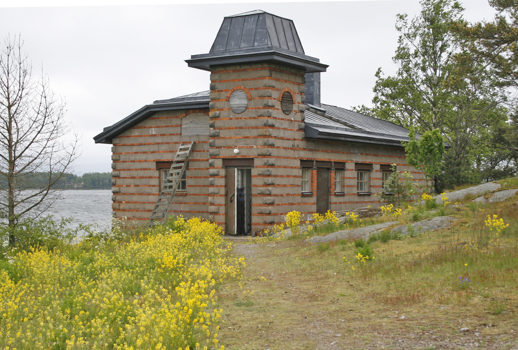 Kuivasaari - Rannikkotykistomuseo